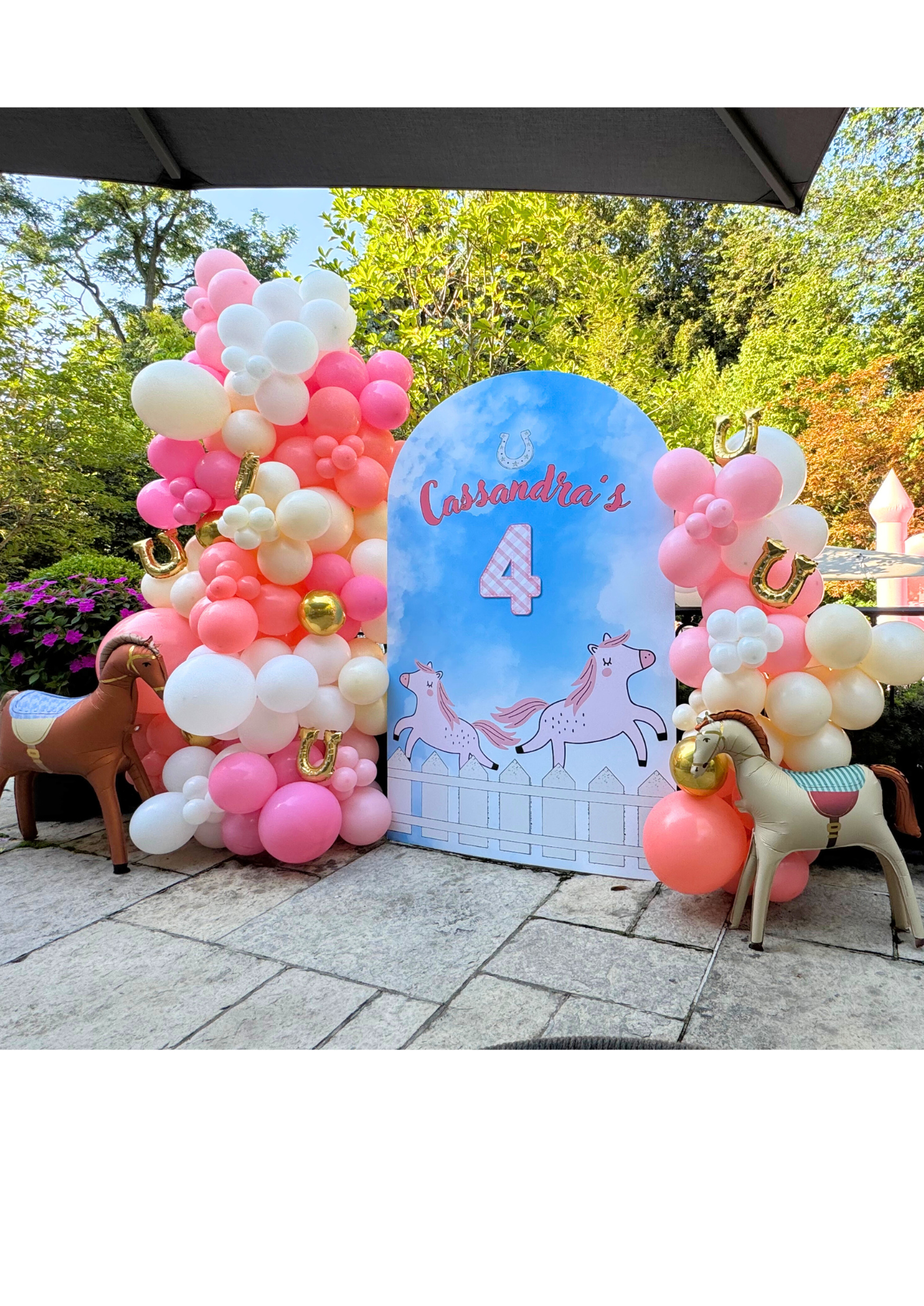 Horse Theme Birthday cluster stand – T.O. Balloons