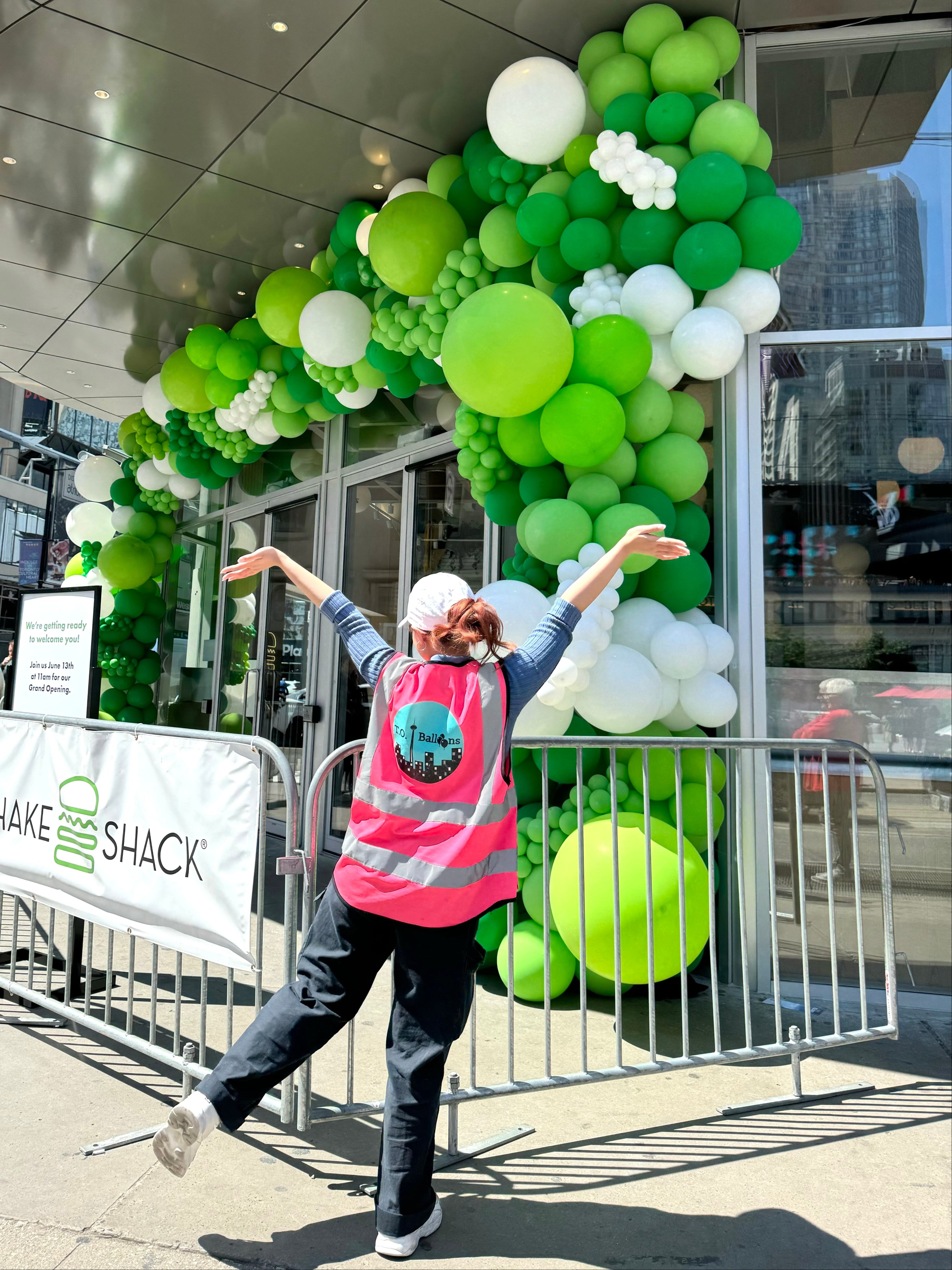 Shake Shack Install – T.O. Balloons