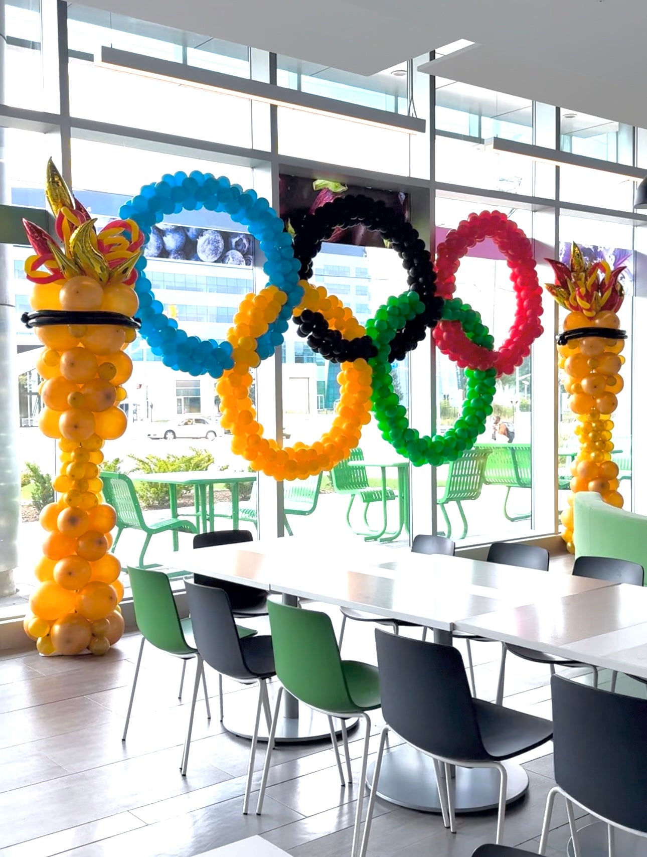 Olympic Rings & Torches – T.O. Balloons